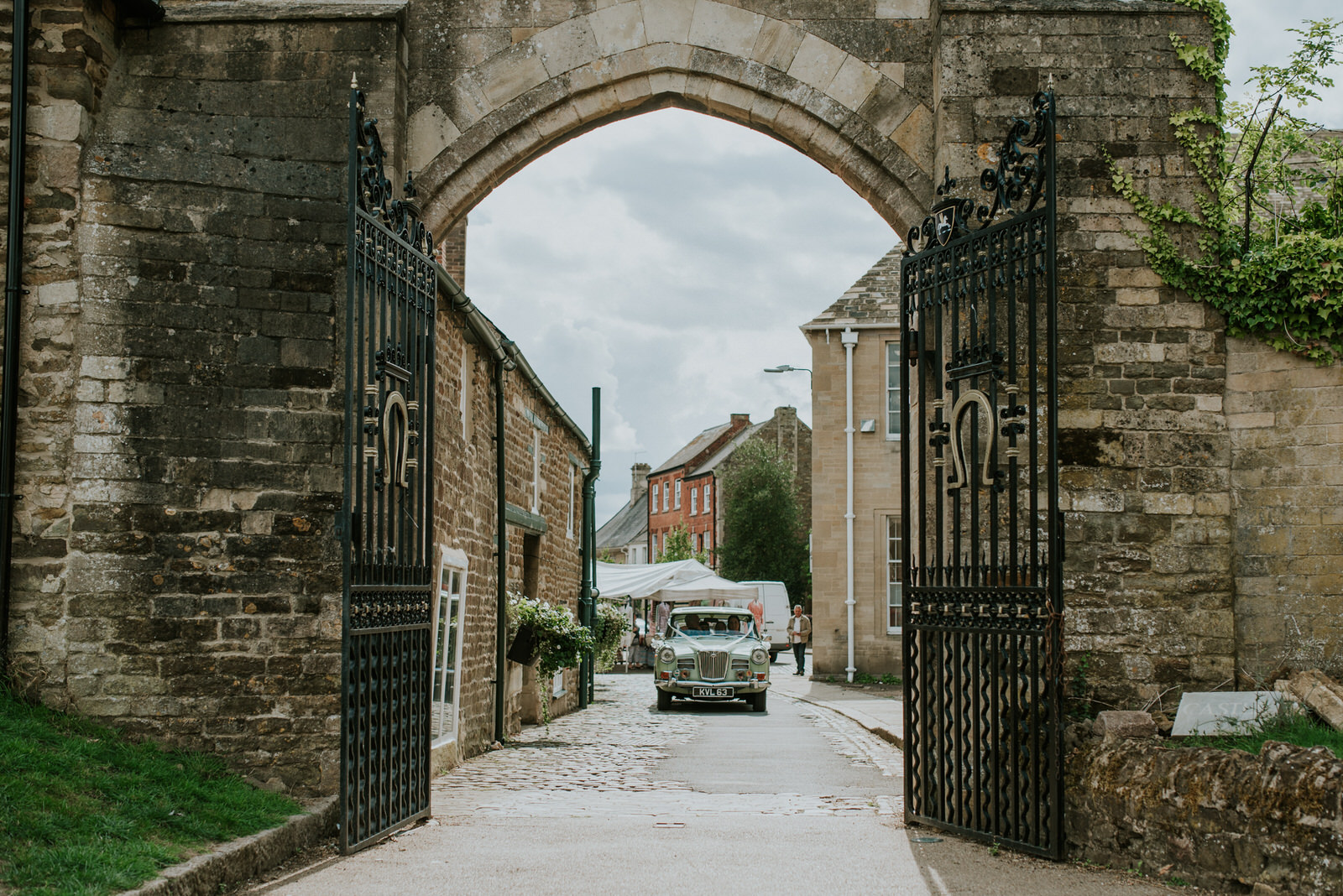 Rutland Wedding Photography | Carl & Rowen | Oakham Castle - Daniel ...