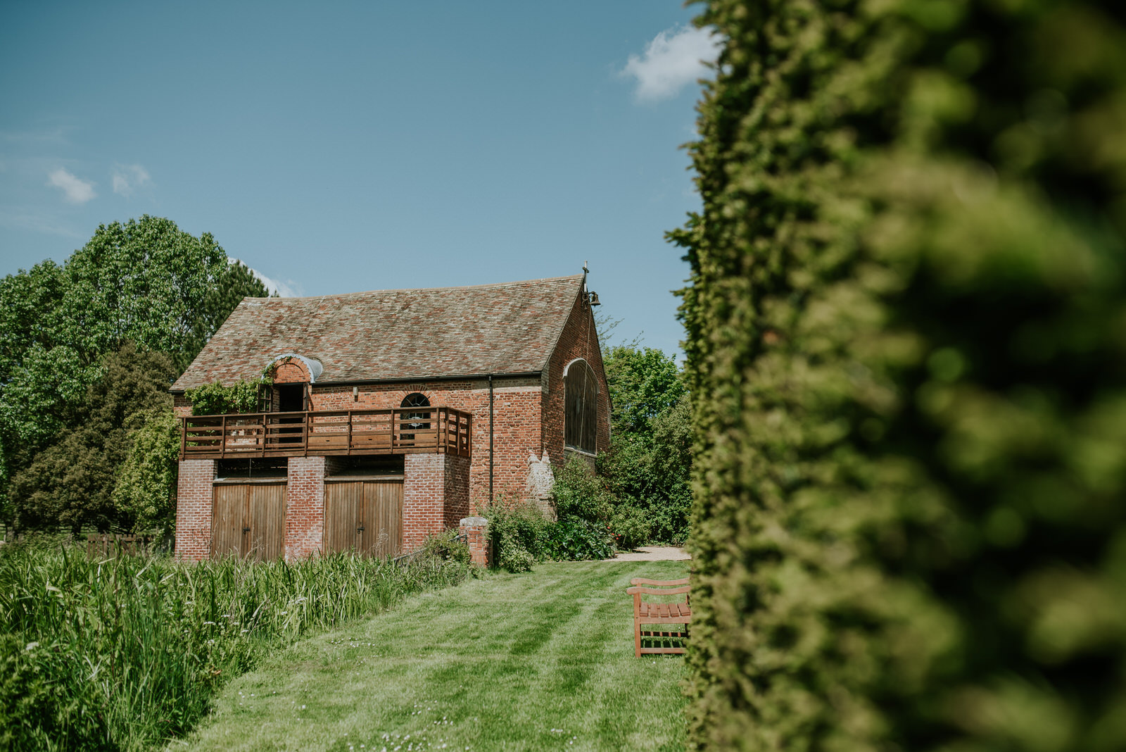 Childerley Barn Wedding | Tess & Tom| Cambridge Wedding Photography ...